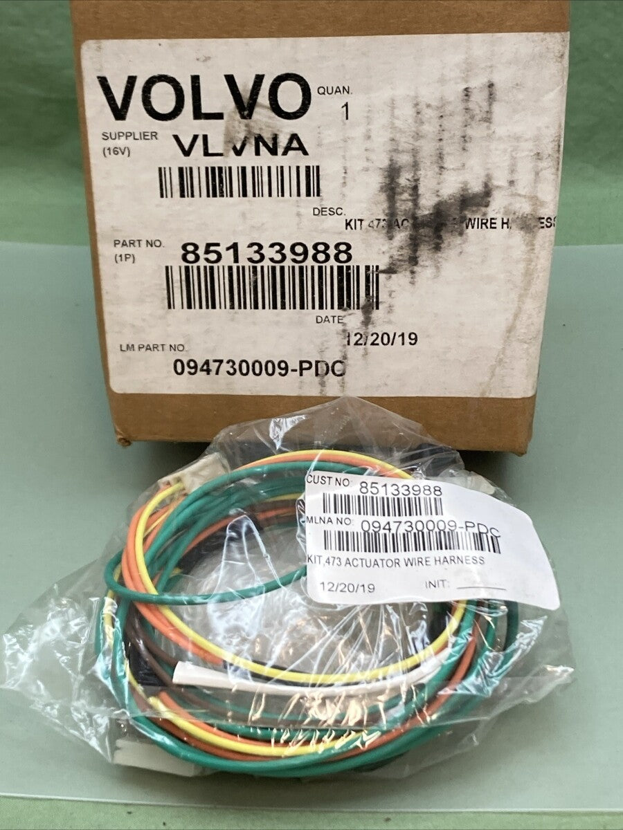 NEW GENUINE VOLVO 85133988 Mirror Wiring Harness – Merica Powersports