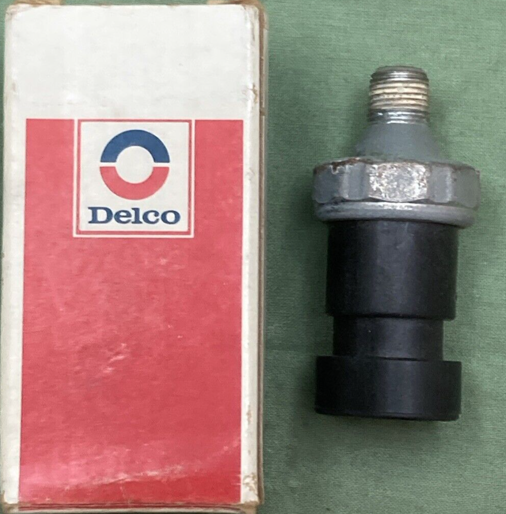 NEW GENUINE DELCO 25036940 Switch Assembly Engine Oil Pressure Indicat ...