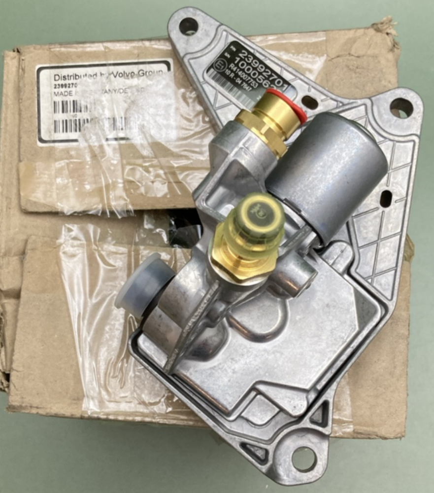 NEW GENUINE VOLVO 23992701 AIR BRAKE CONTROL VALVE – Merica Powersports