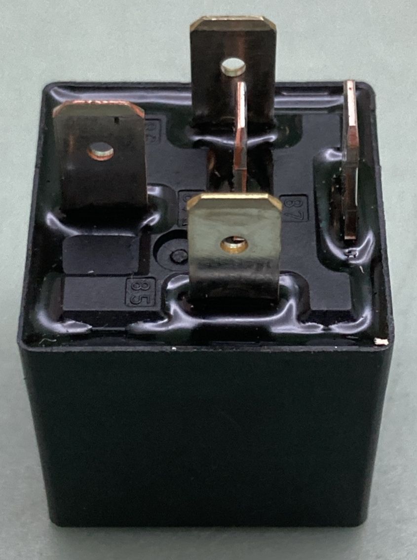 NEW GENUINE VOLVO 25171097 RELAY 12V – Merica Powersports