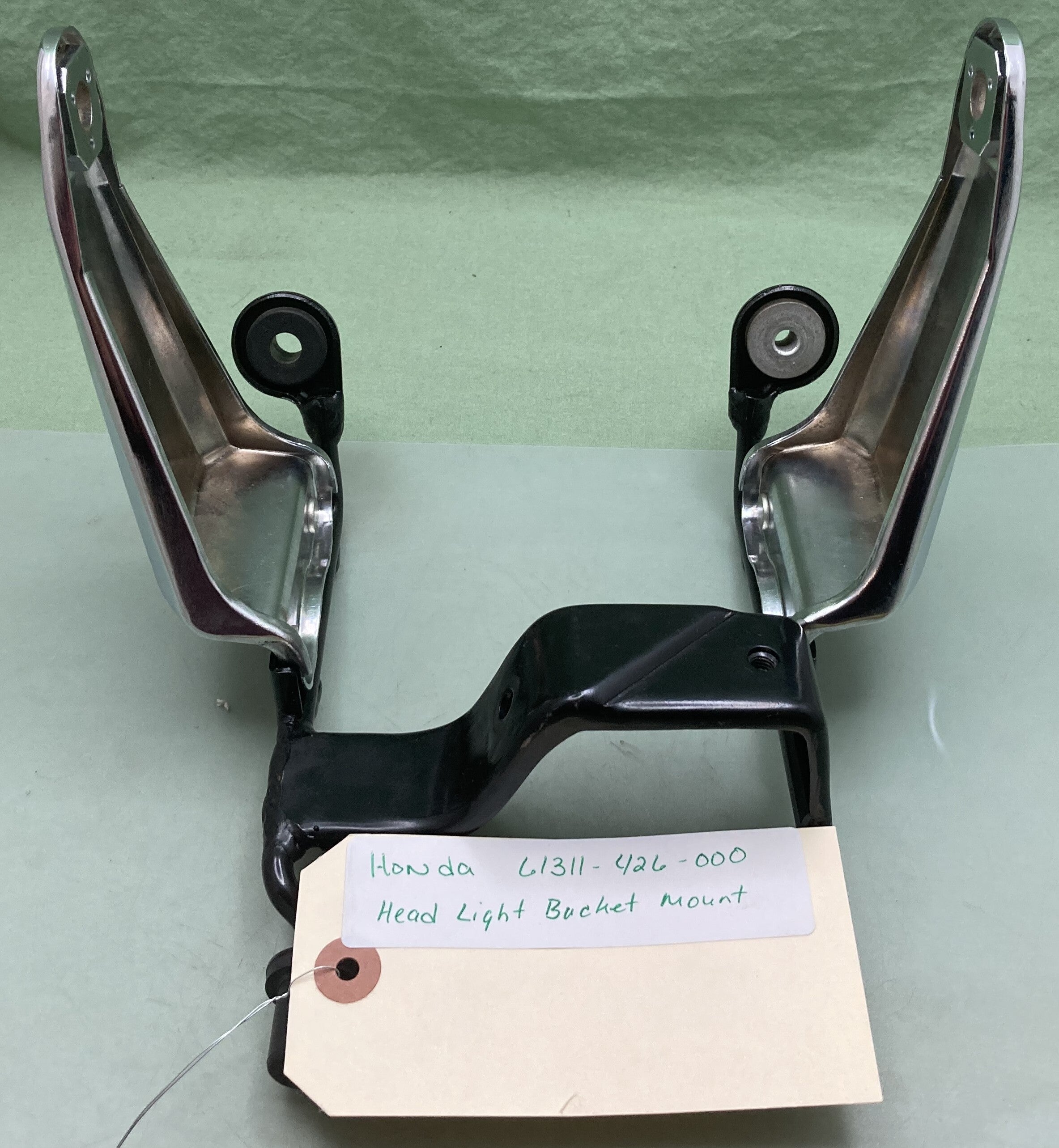 New Replaces Honda 61311-426-000 Head Light Bucket Mount Stay Ear Brac ...